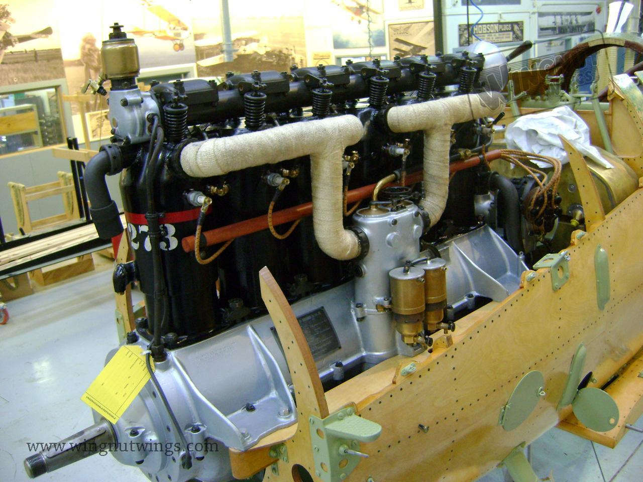 Wingnut Wings - 1/32 160-180-200hp Merc D.III, D.IIIa, D.IIIaü engine & accessory sprue